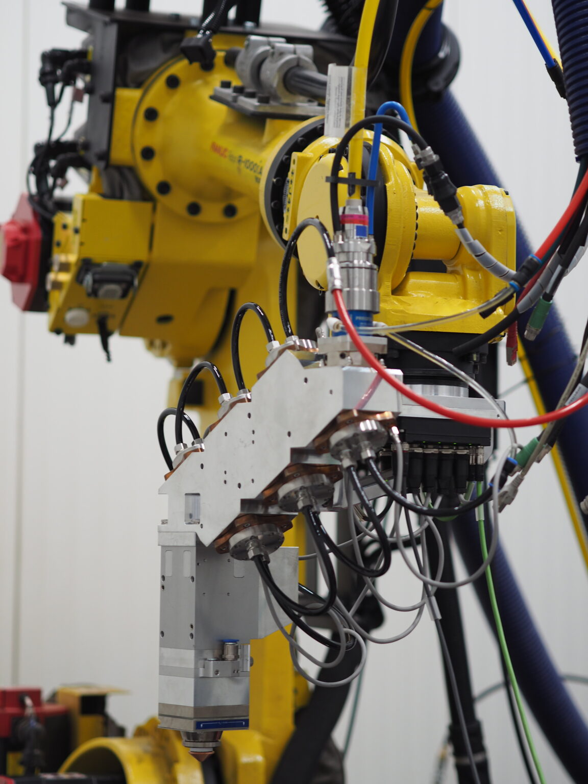 Beam-shaping module for laser cutting head - Shape your laser